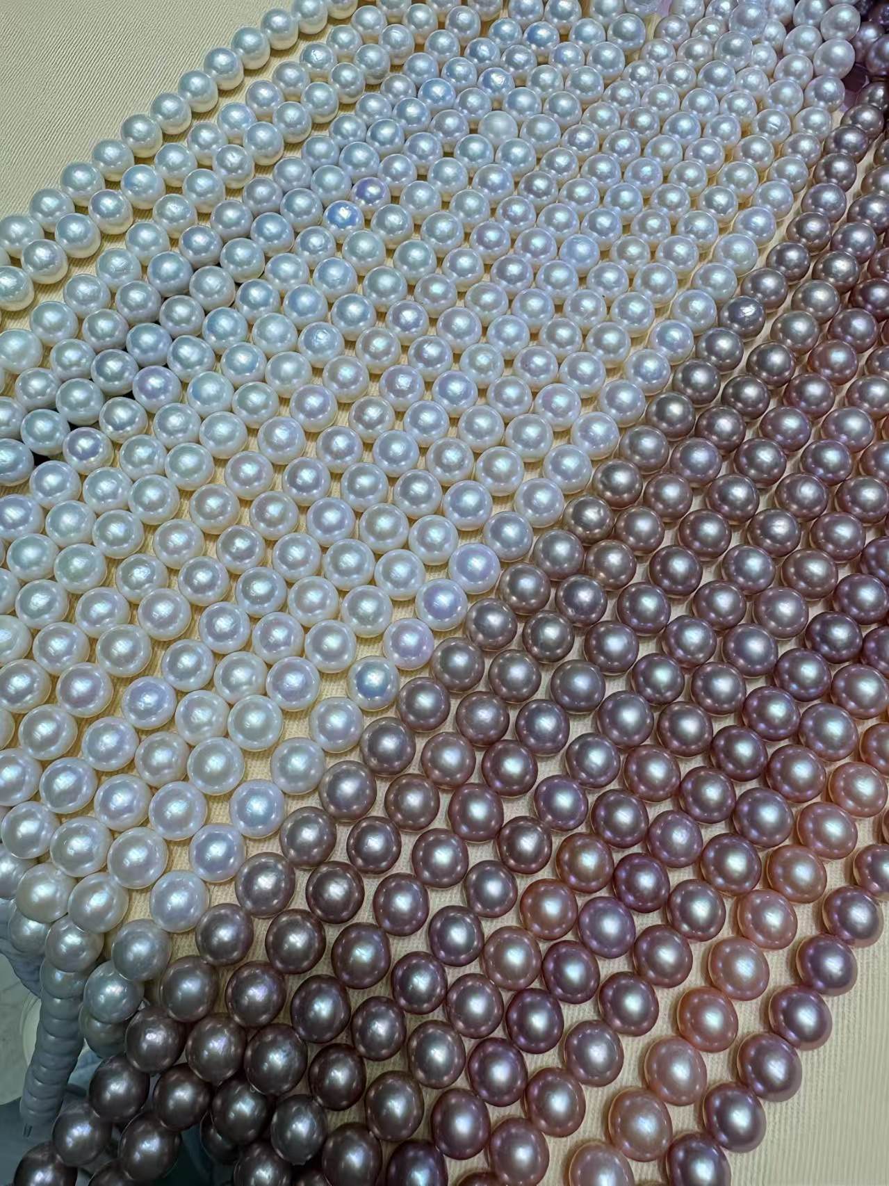 Types of Pearls: 7 Stunning Varieties Explained